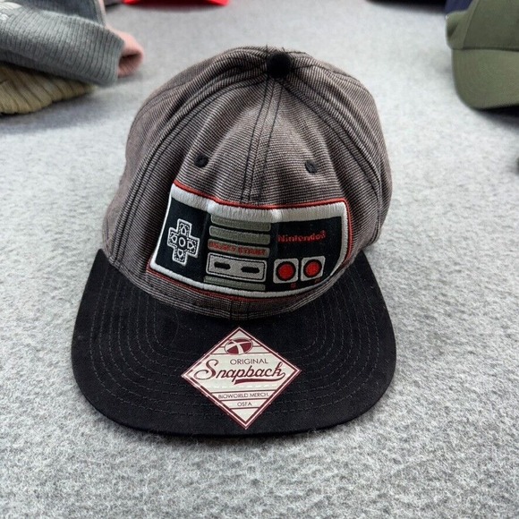 Accessories | Vintage Nintendo Nes Controller Snapback Hat Bioworld ...